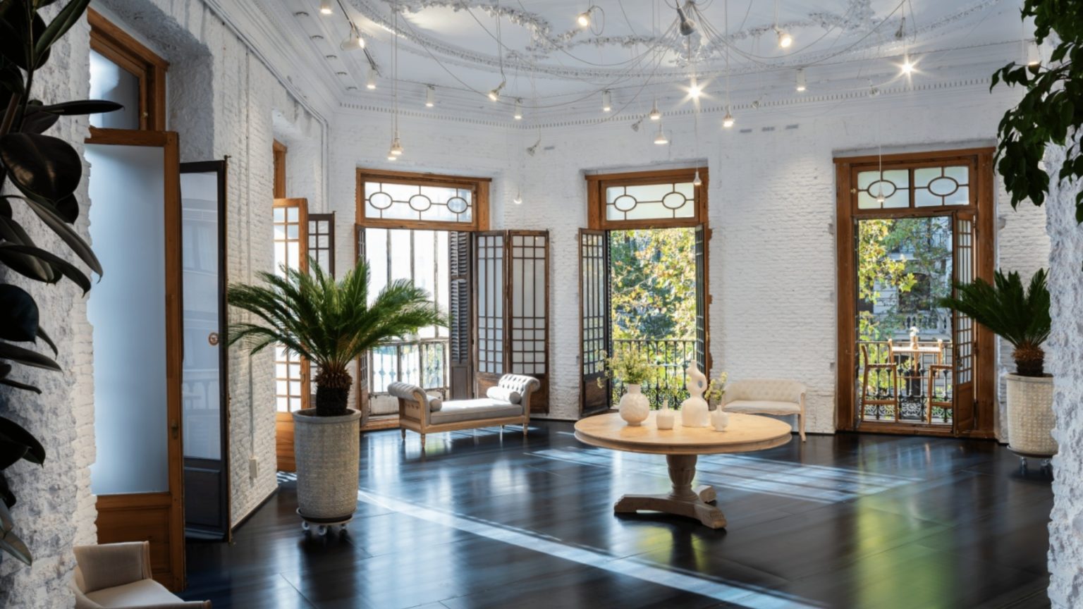 Espacio elegante para eventos - Sala White - Covarrubias The One
