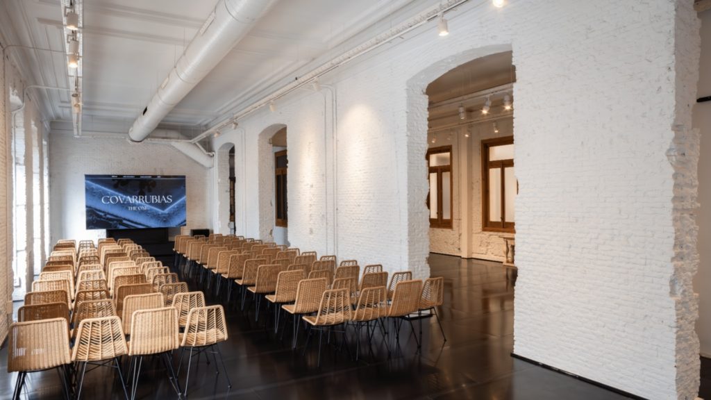 Espacio elegante para eventos - Sala White - Covarrubias The One